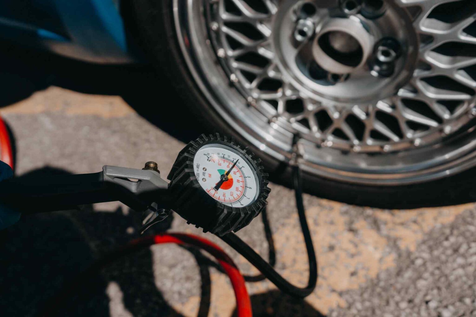 How to Change a Car Tyre: Step-by-Step Guide
